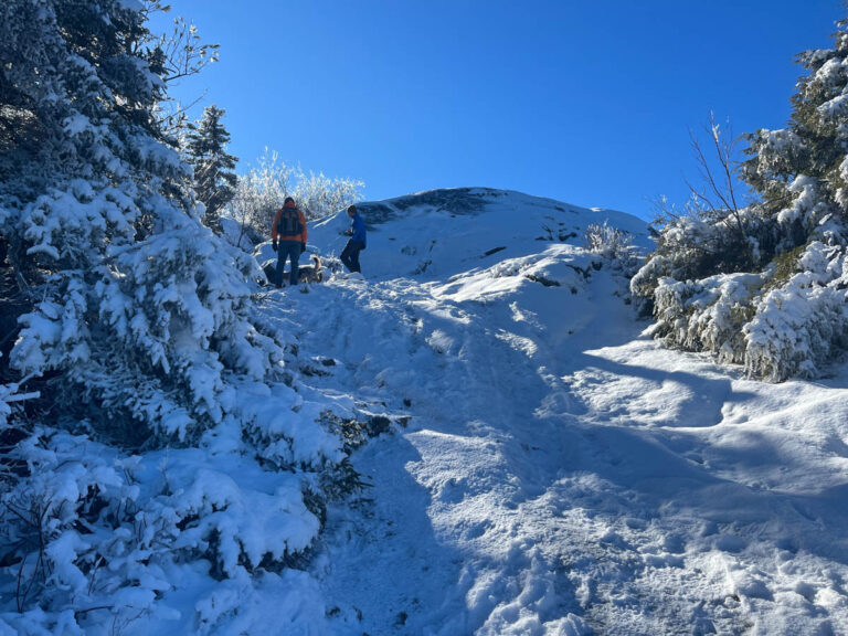 A Complete Guide to the Mount Major Trails and Hike - Chasing ADVNTR