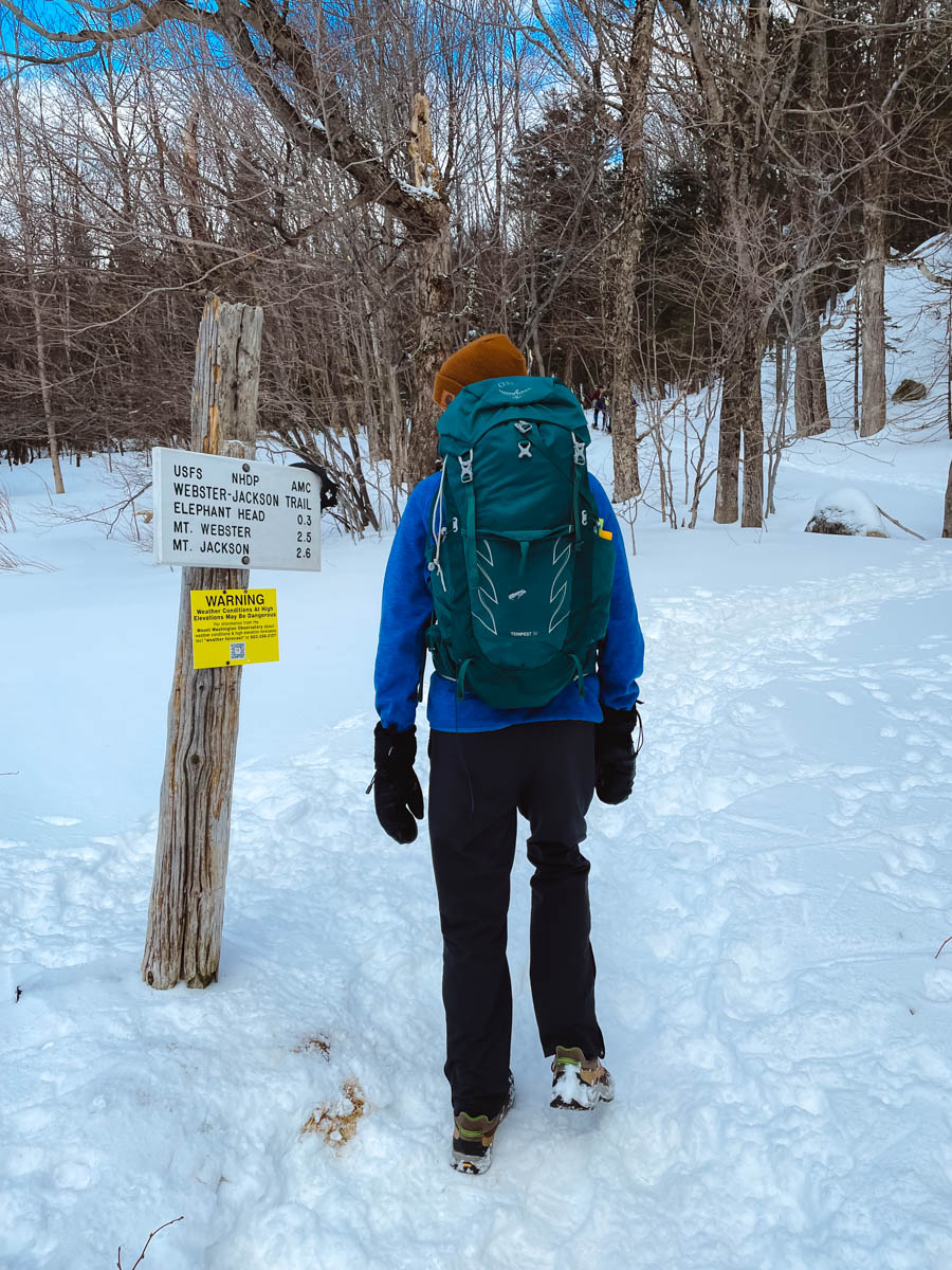 The Essential Guide to Winter Hiking for Beginners: 15 Things you Need ...