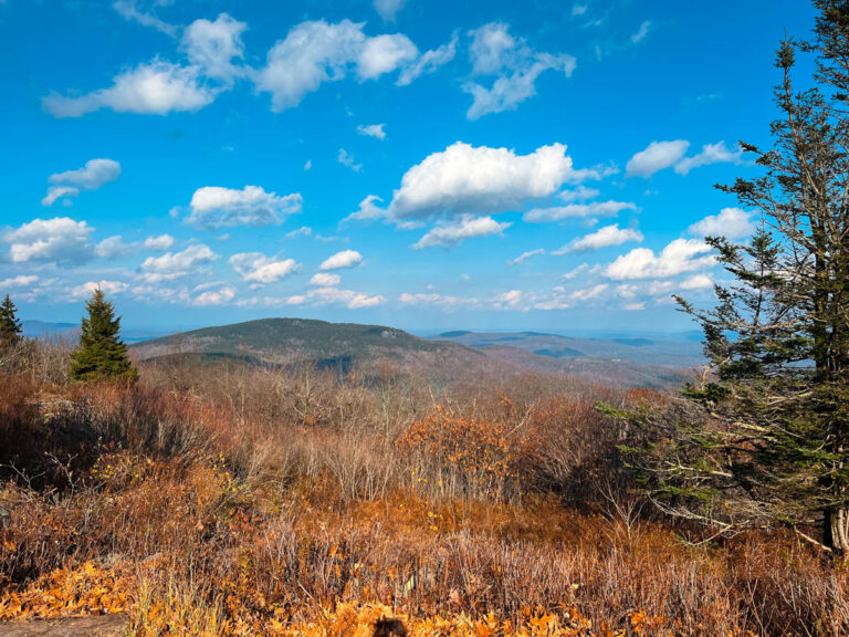 How to Hike to North Pack Monadnock and Pack Monadnock - Chasing ADVNTR