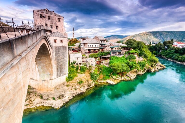 Exploring Bosnia and Herzegovina - Chasing ADVNTR
