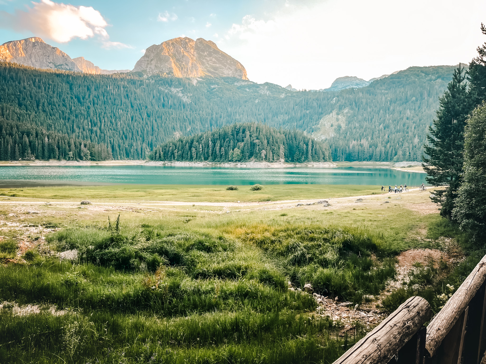 How to do the Black Lake Hike, Zabljak - Chasing ADVNTR