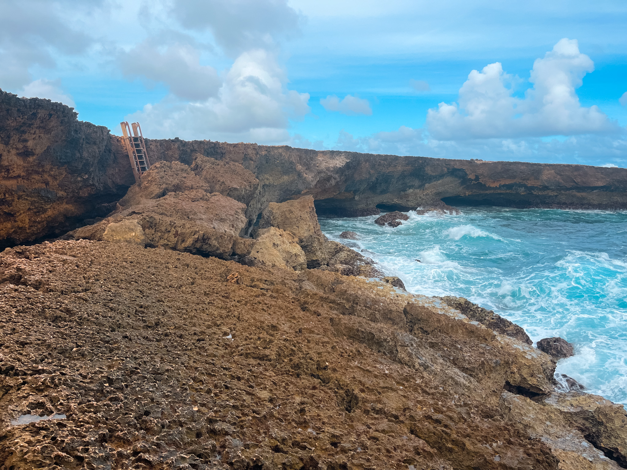 How to Visit 2 Natural Swimming Holes in Aruba: the Conchi Pool and the ...